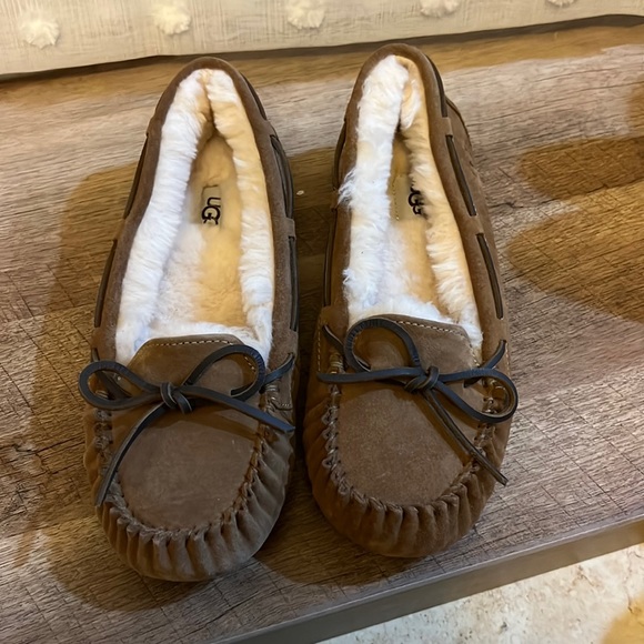 UGG | Shoes | Ugg Sleepers Slip On | Poshmark